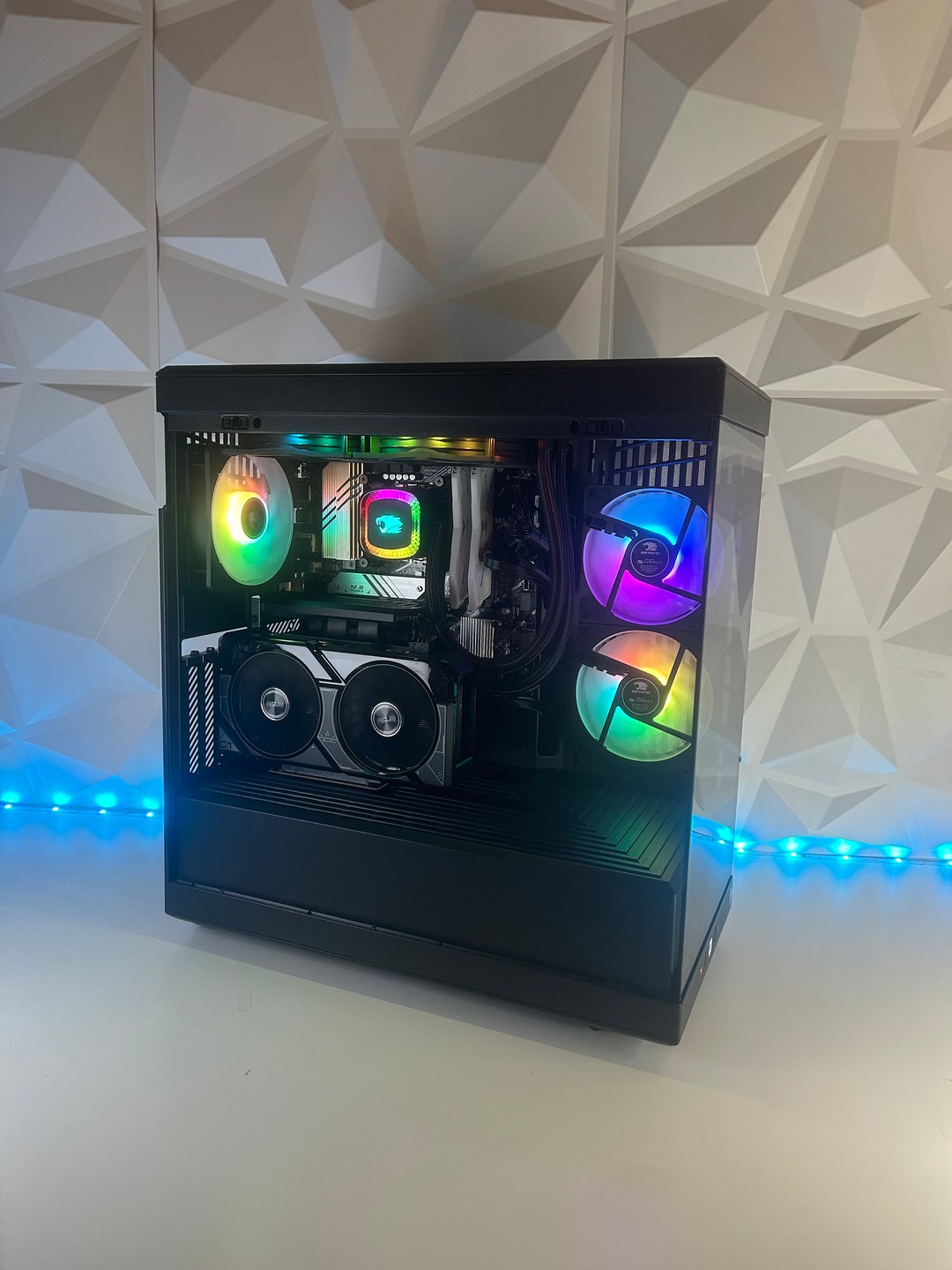 iBuyPower PC (i7 13700F, RTX 4060 Ti 16GB, 32GB Ram, 2TB SSD) | Jawa