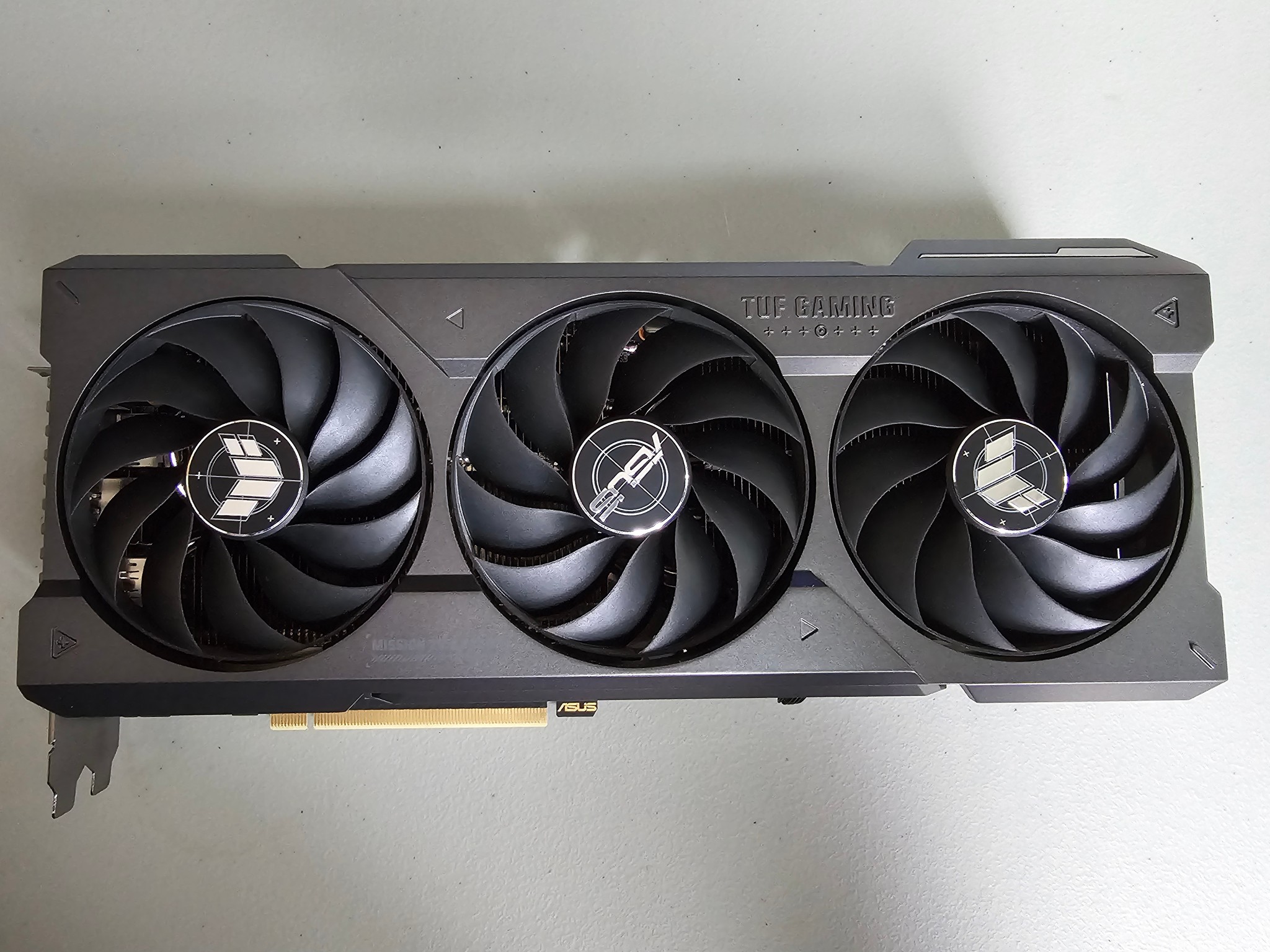 Asus TUF GAMING OC GeForce RTX 4070 Ti | Jawa