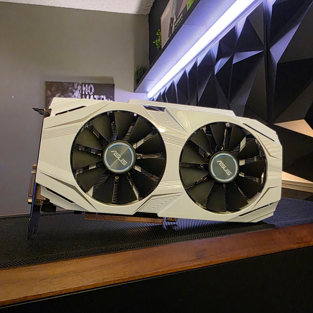 ASUS GTX 1070 8 GB | Jawa