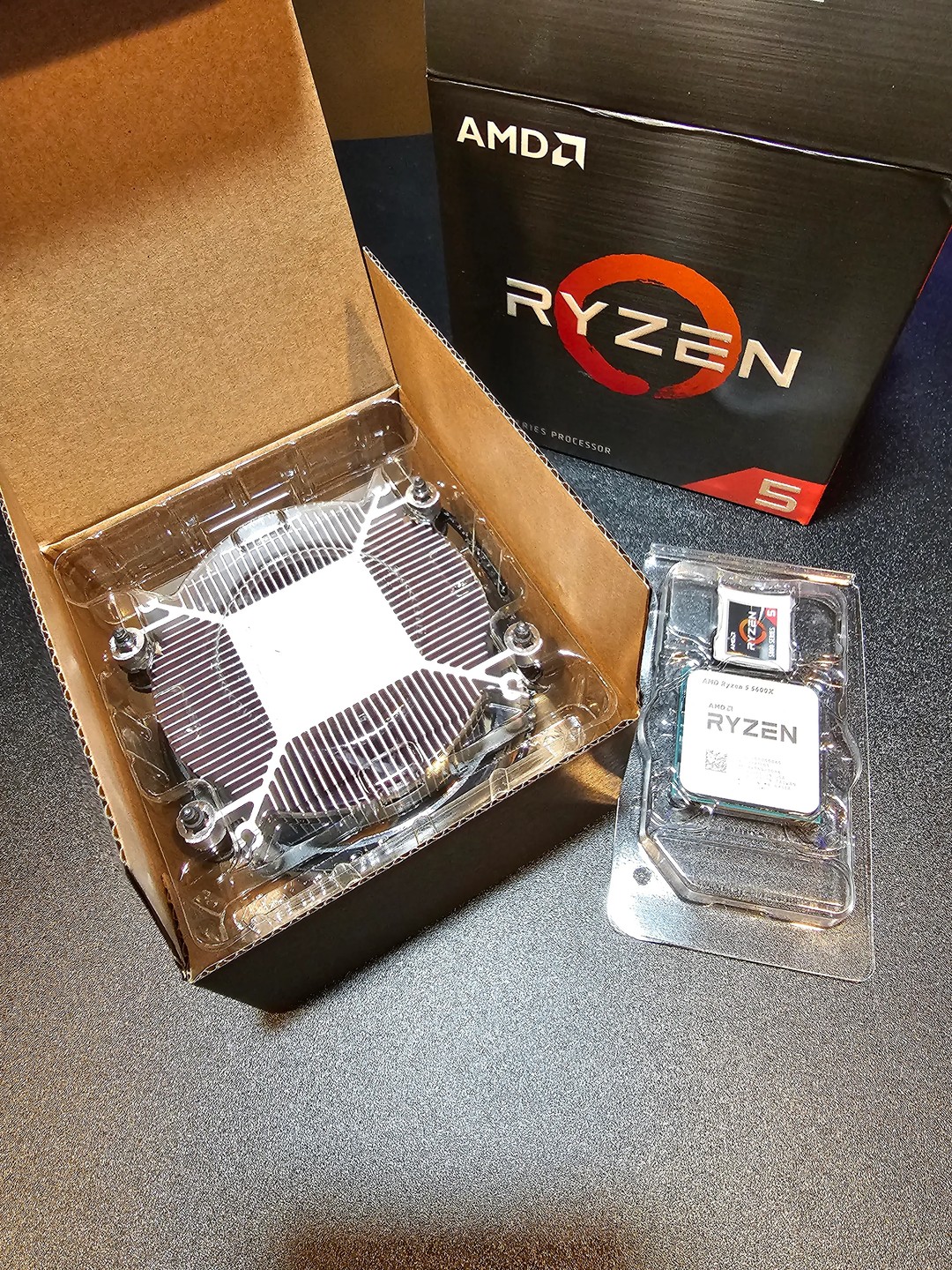 AMD Ryzen 5 5600X Processor, Wraith Stealth Cooler included | Lightly ...