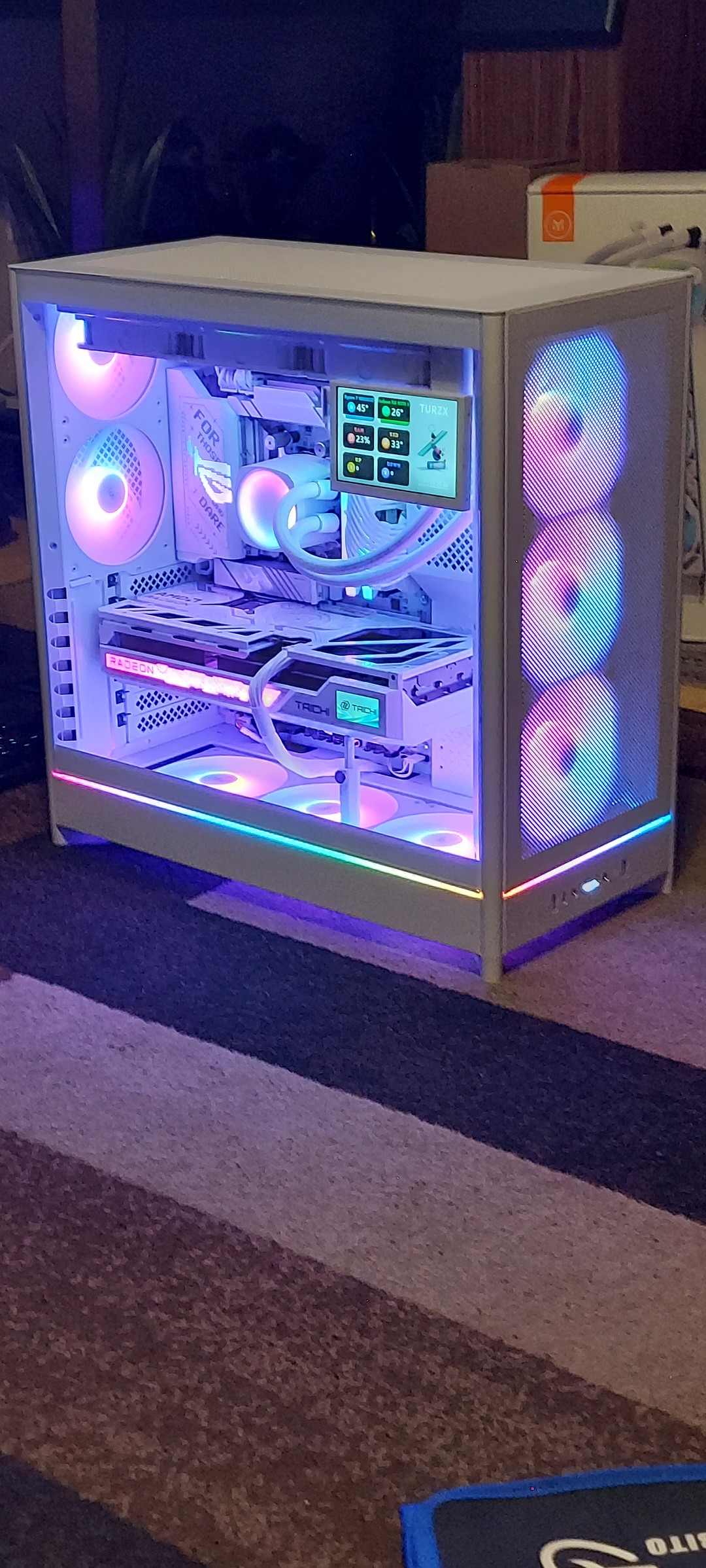 Extreme 9800X3D/RX 9070XT White Gaming PC | Jawa