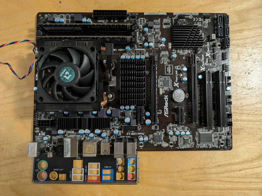 AMD FX 4350 / AsRock 970 Extreme3 / 8GB DDR3 | Jawa