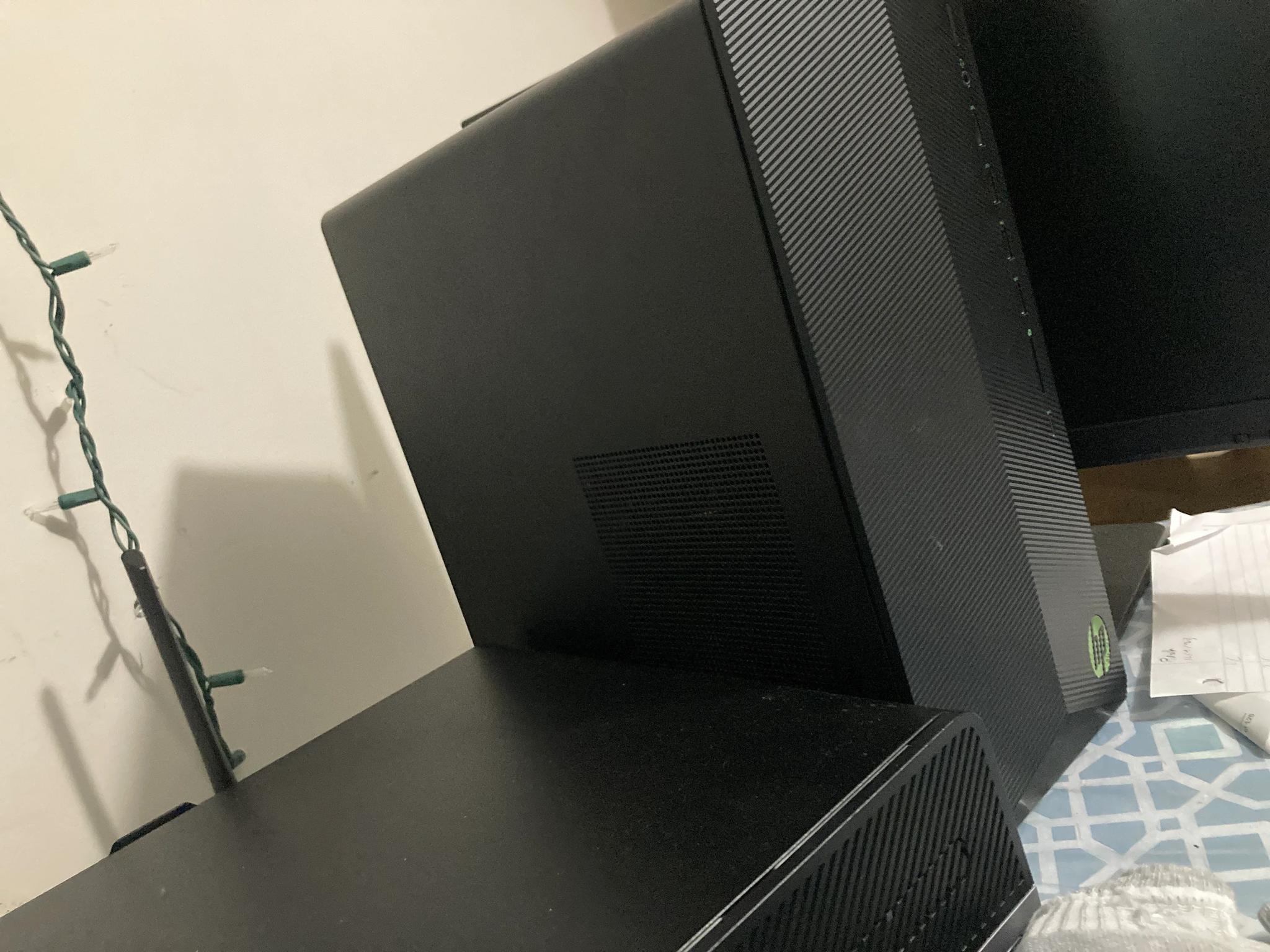 HP pavillion Gaming pc Comes with A for free (NOT IN THE PC)rx 6400 ...