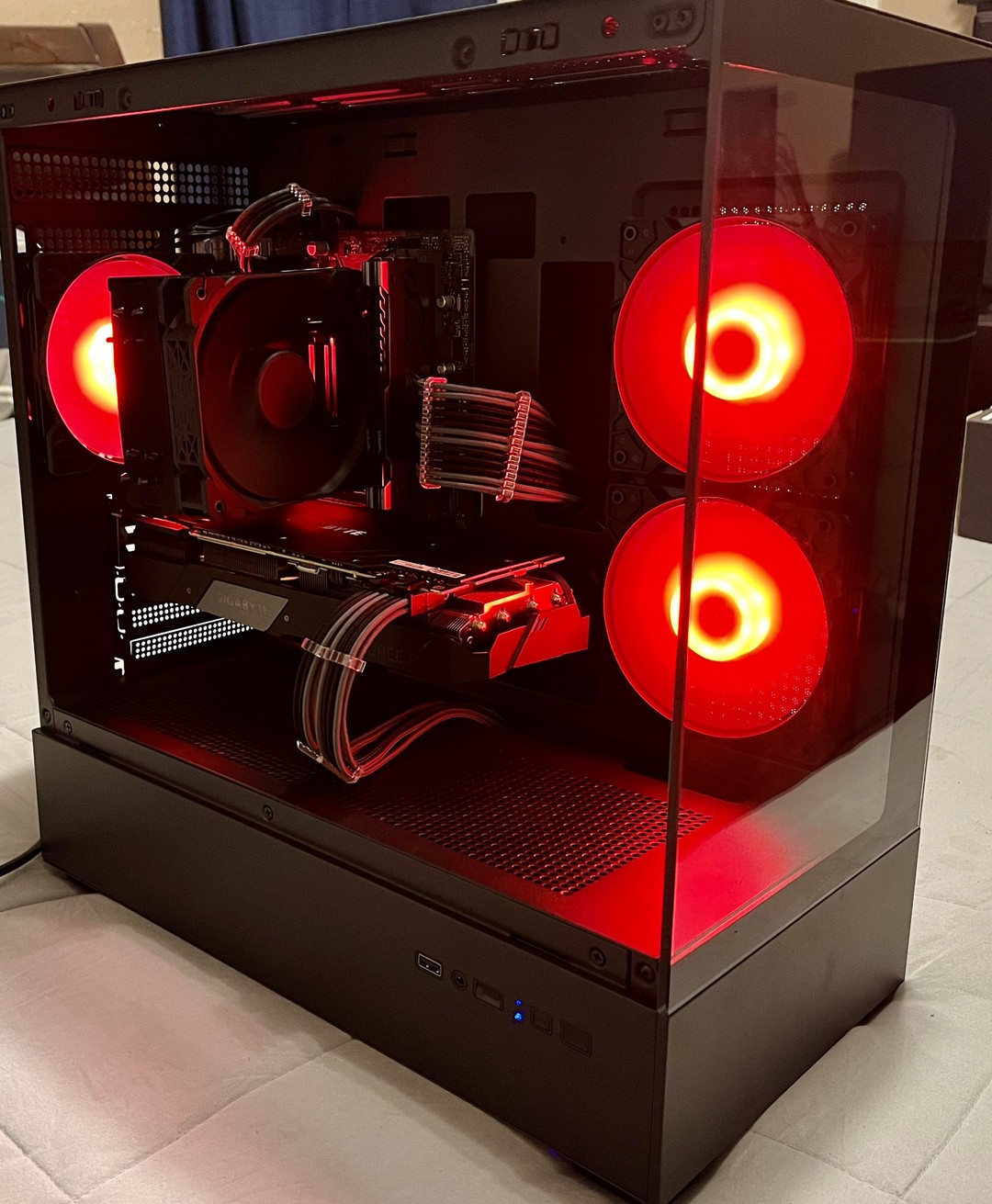 Mid Range Gaming PC |RTX 2080 // i7 9700K // 1TB NVME SSD| | Jawa