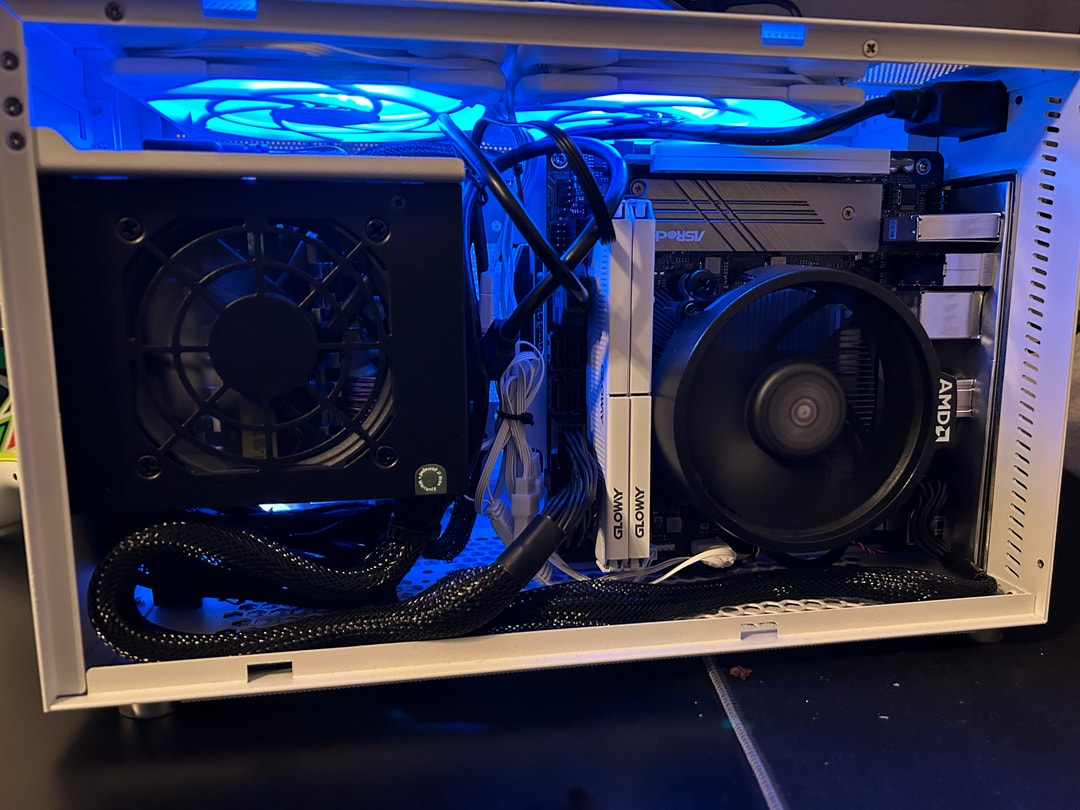 Mini itx ryzen 5 5600x gaming pc | Jawa