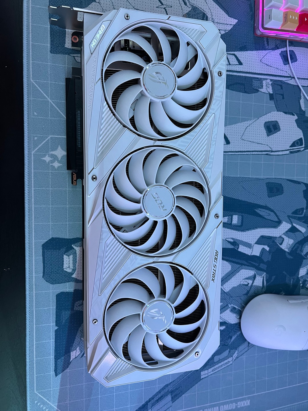 ASUS STRIX RTX 3080 10GB - White Edition | Jawa