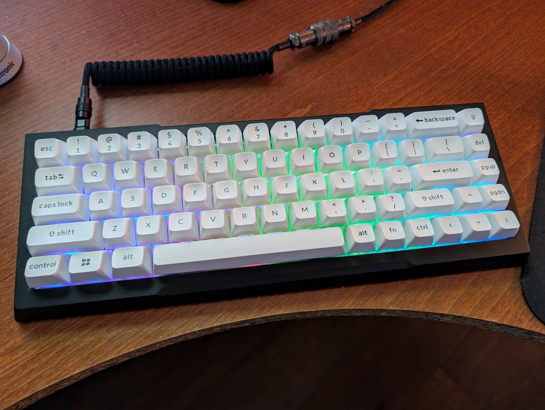 MINT condition PWNAGE ZenBlade 65 V2 Hall Effect keyboard | Jawa