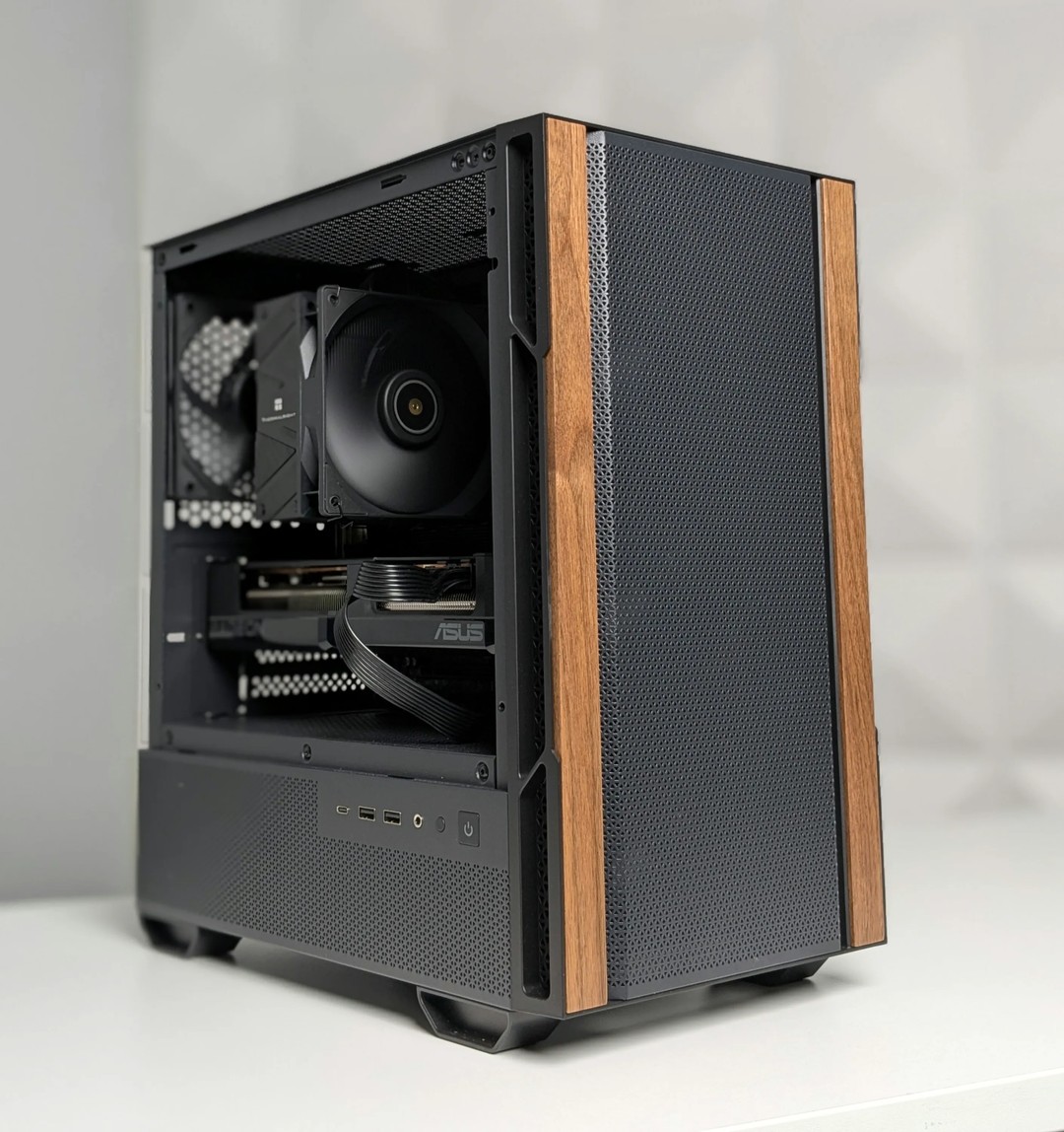 Mid Range Gaming PC - Ryzen 5 7500F - RX 7800 XT | Jawa