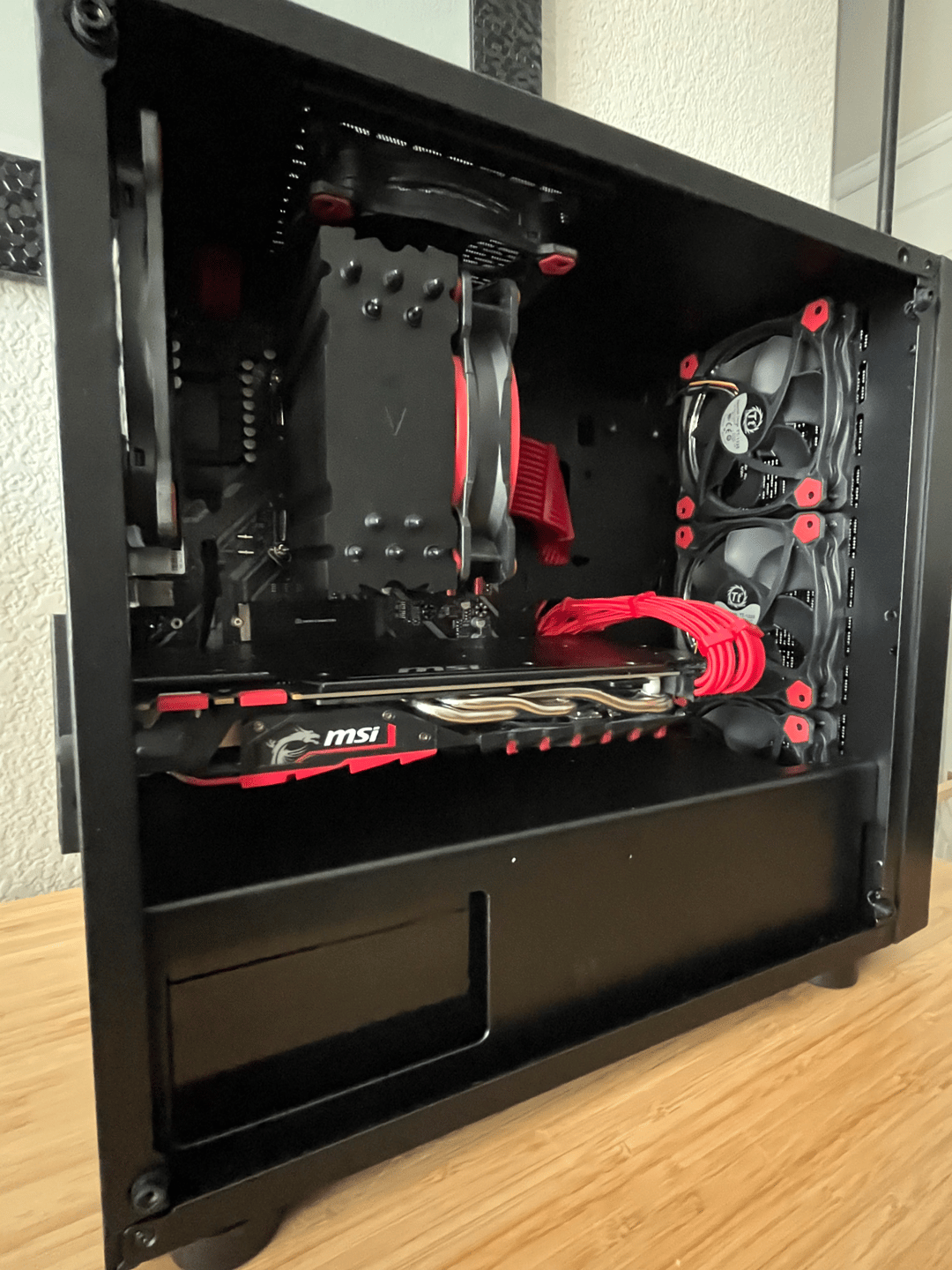Budget Banger V2 Red on Black | Jawa