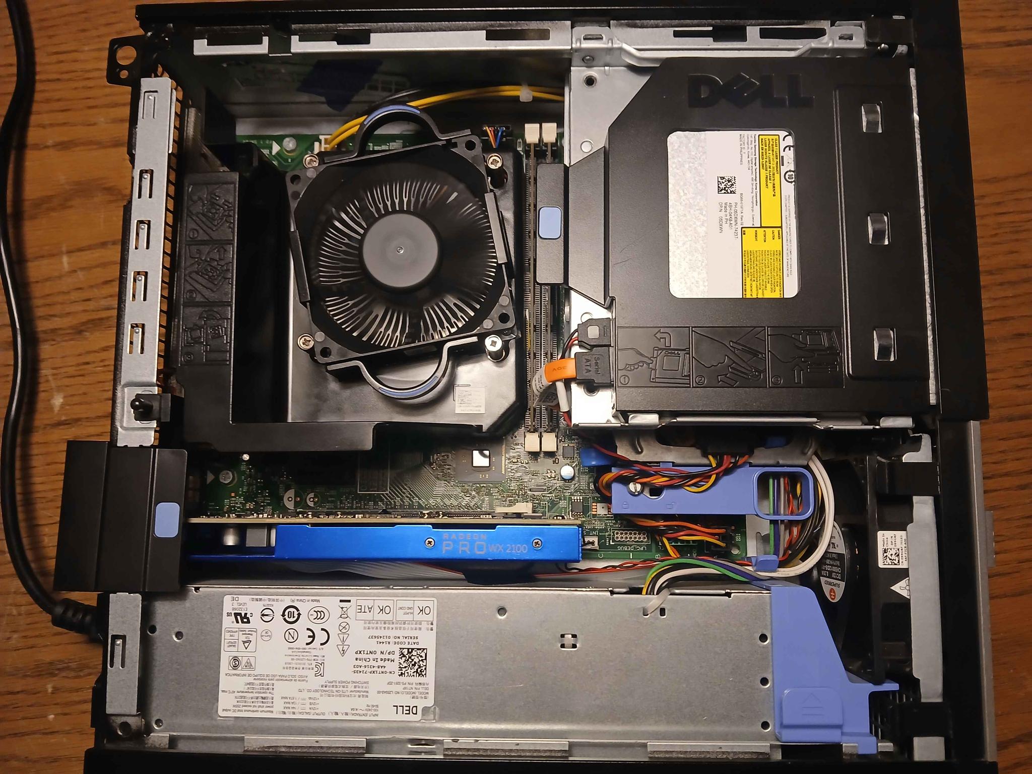 Simple sff Optiplex | Radeon PRO WX 2100 | Xeon e3 1240v3 | 16gb ram ...