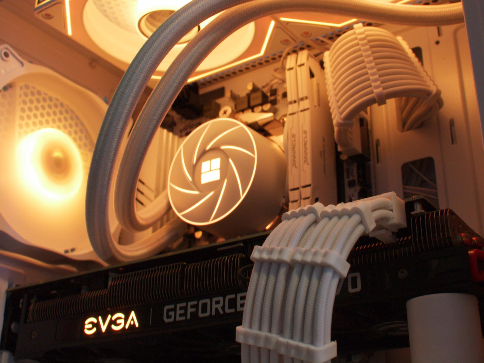 🧡🍯 The Honey 🐝🤍 | RTX 3070 | Ryzen 7 3700X | 32GB DDR4 | 1TB SSD | Jawa