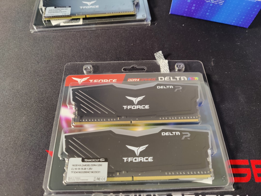 Team T-Force Delta RGB 16GB Ram set | Jawa