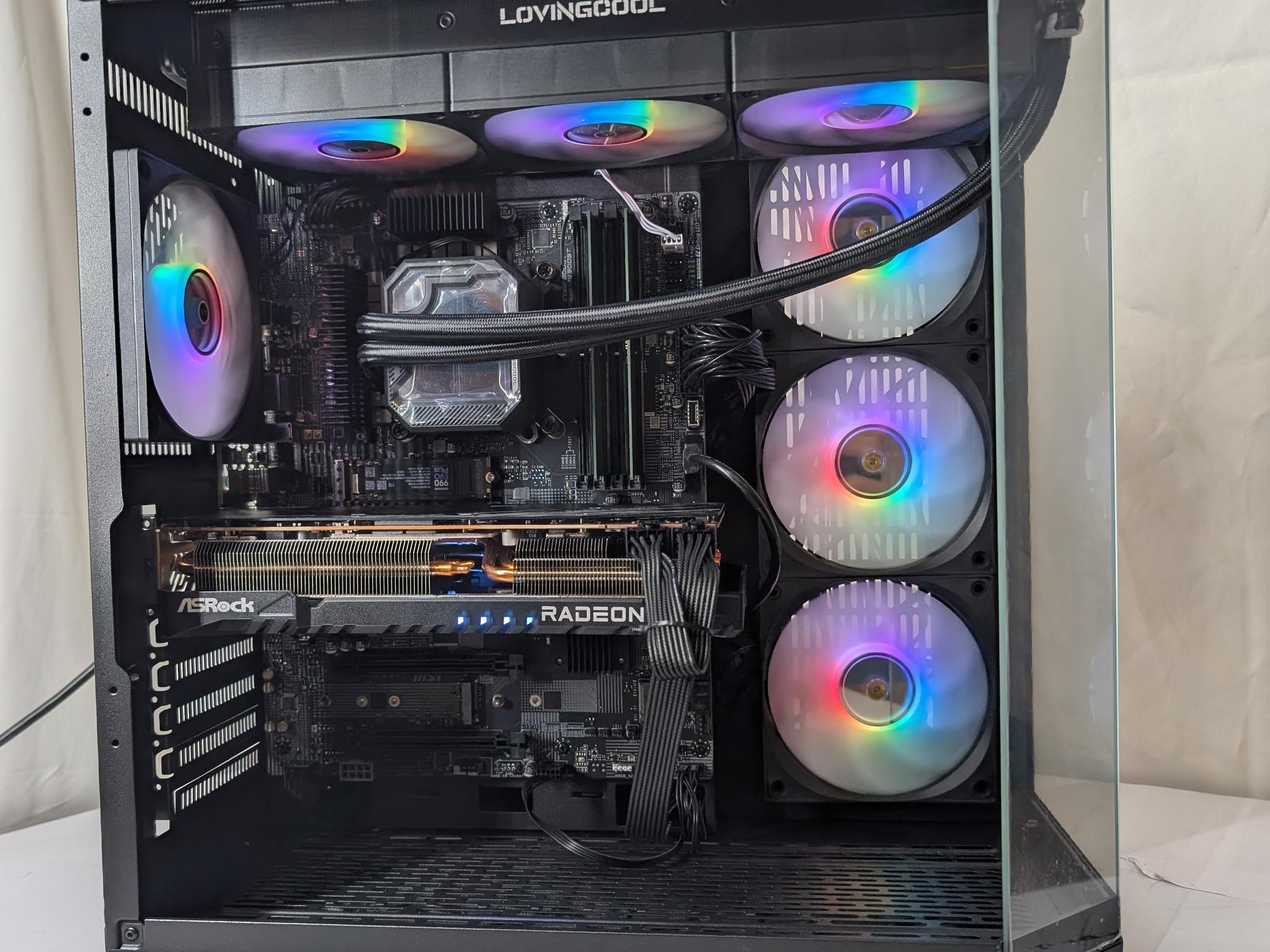 RX 7800XT | CORE ULTRA 5 265KF | 16GB DDR5 | 1TB NVME | 650W | Jawa