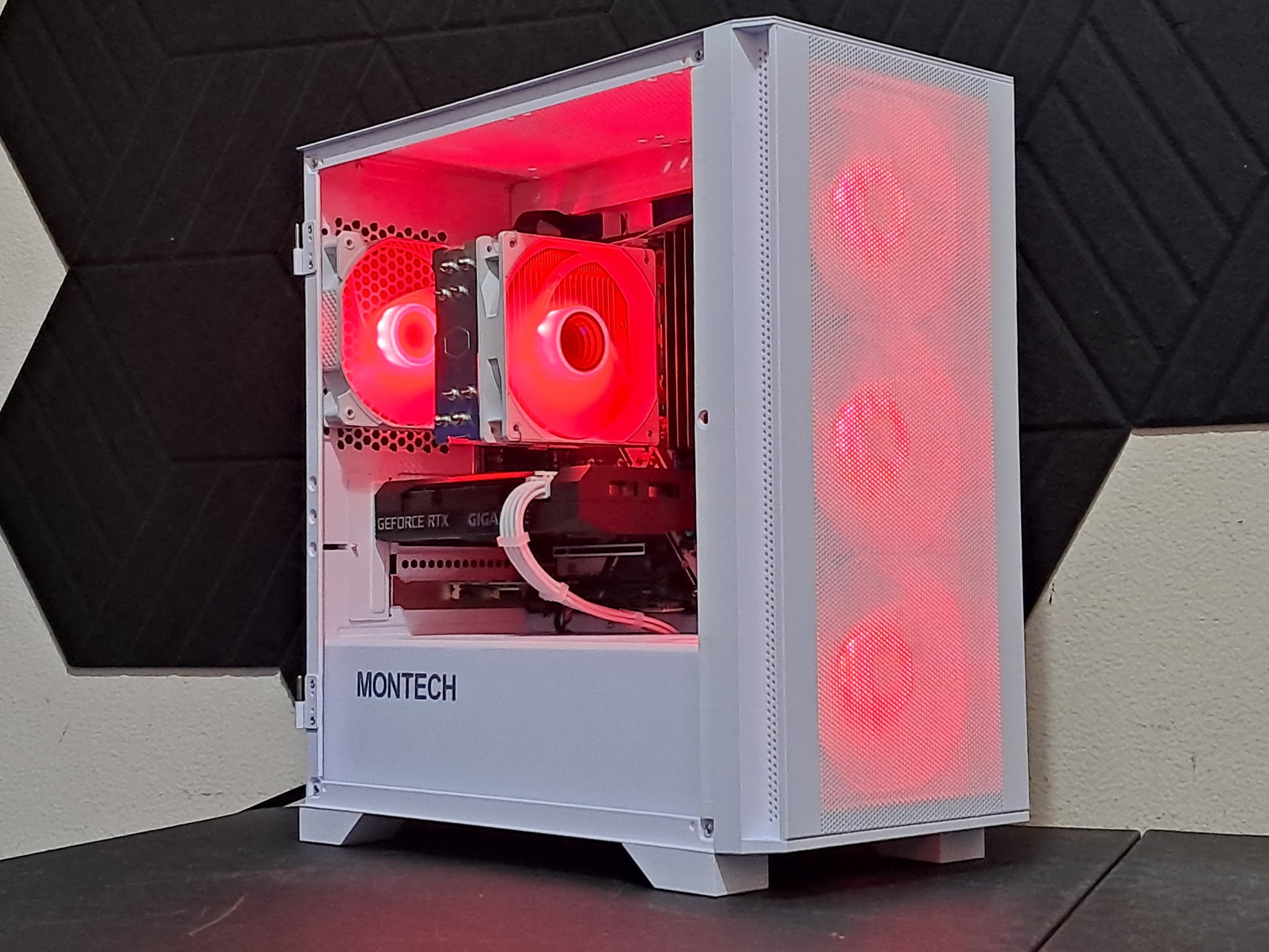 White RTX Gamer - RTX 3060 8GB | Core i7-7700K | 16GB DDR4 | 1TB SSD ...