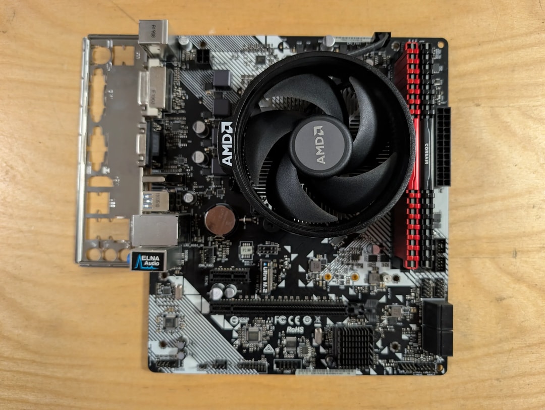 AsRock A320 / AMD Ryzen 3 3200G / 16GB DDR4 | Jawa