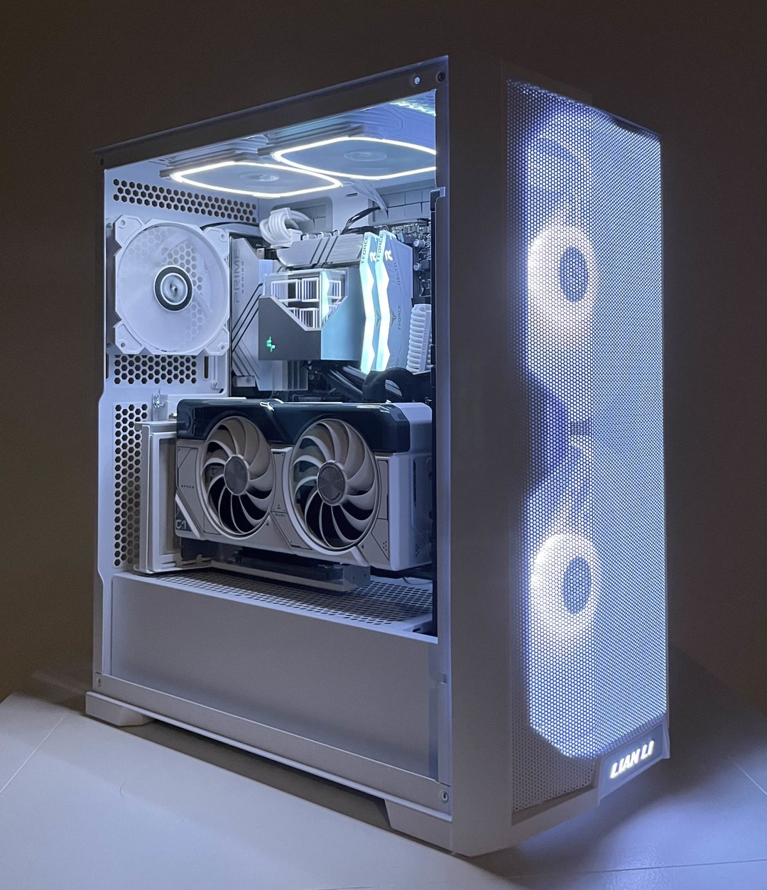 🍪🐻‍ ️| RTX 4070 Super 12gb, i7 13700k, 32gb DDR5, 2tb SSD, AIO Liquid ...