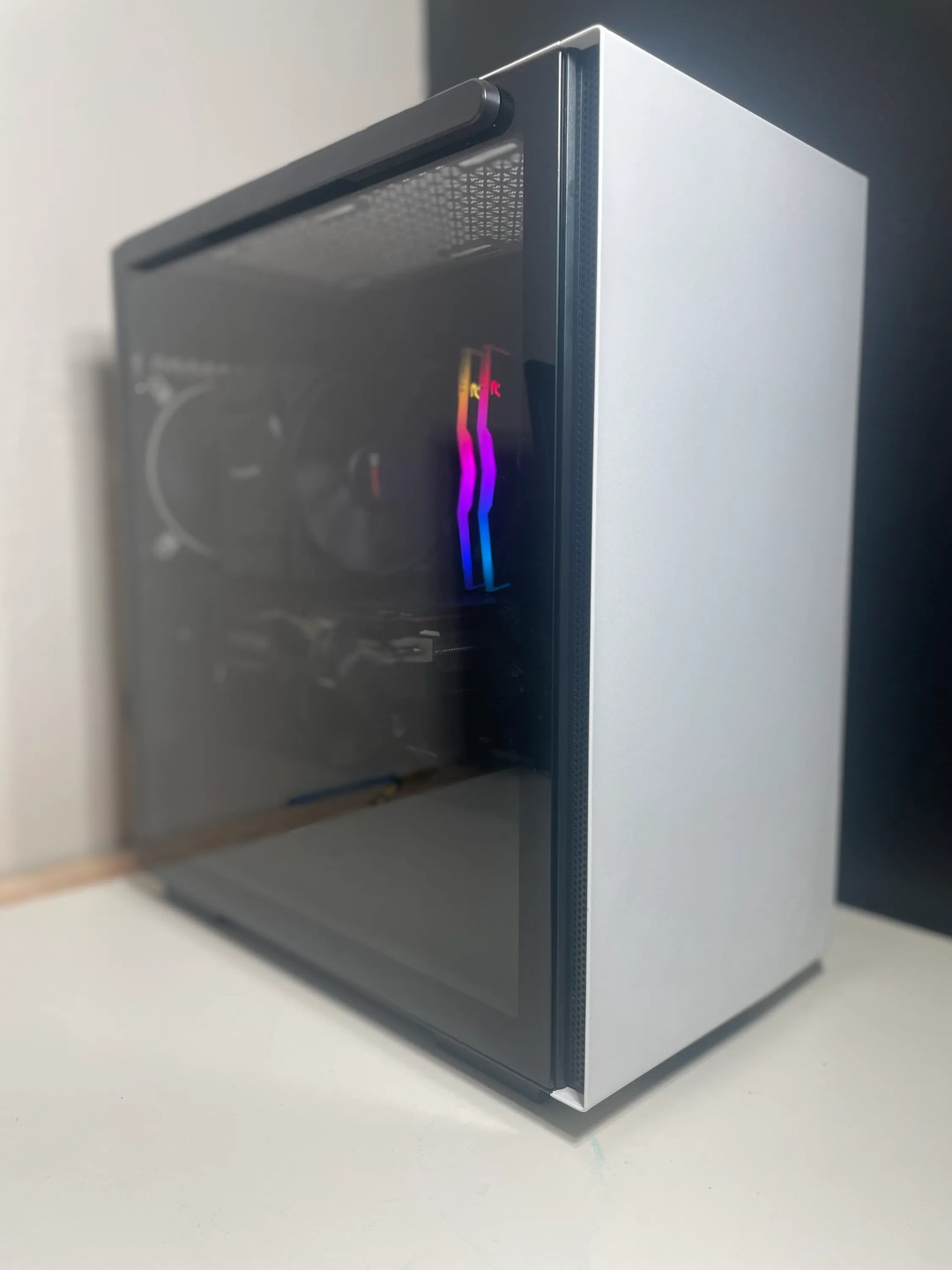 HIGH PREFORMANCE GAMING PC!! RX6700XT/I5 13600KF/16GBDDR4/1TBSSD ...