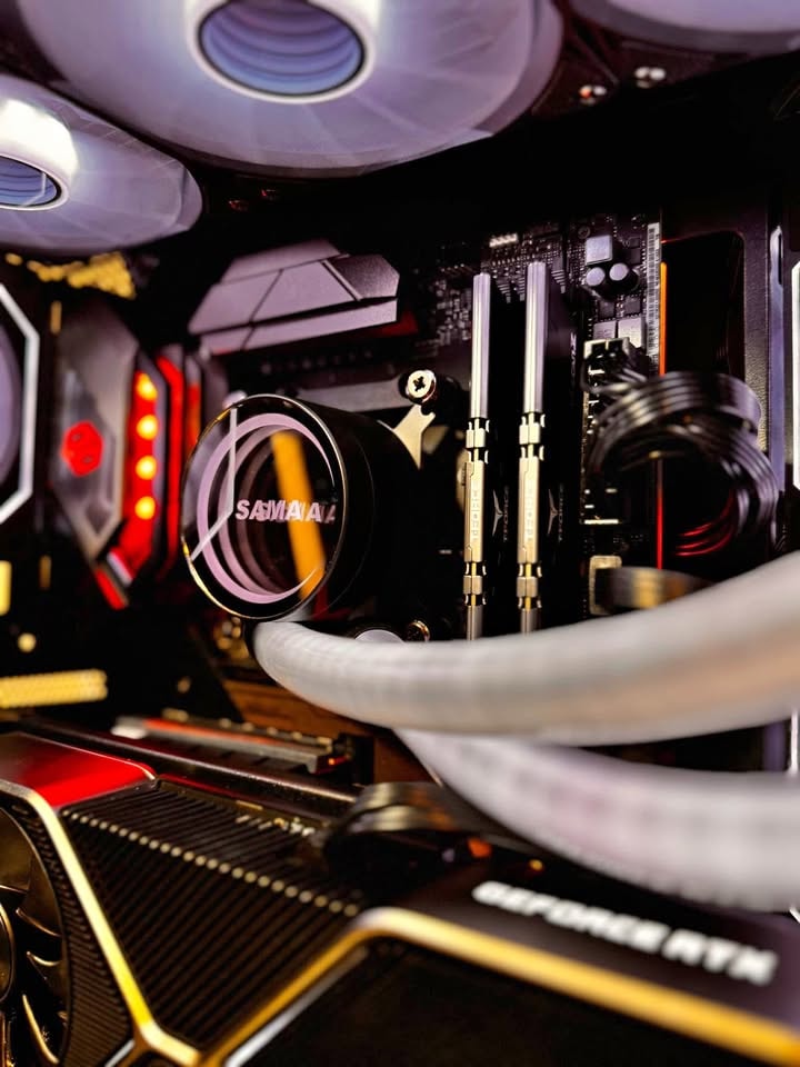 🖤FUTURE🖤 RTX 3080 FE|Ryzen 7 5700X|32GB RAM|1TB M.2|WIFI|ARGB Fans| | Jawa
