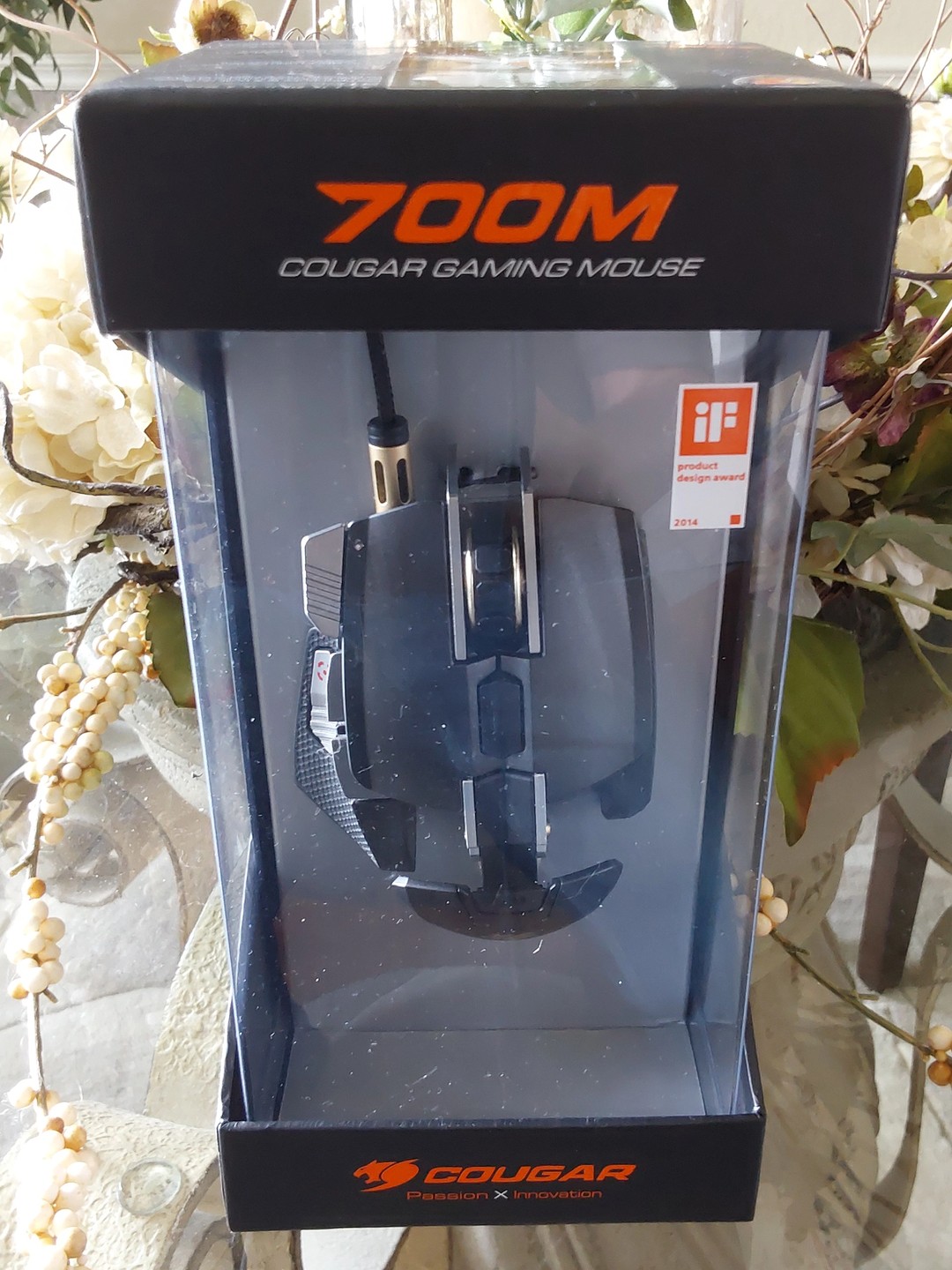Cougar 700M Customizable Gaming Mouse | Jawa