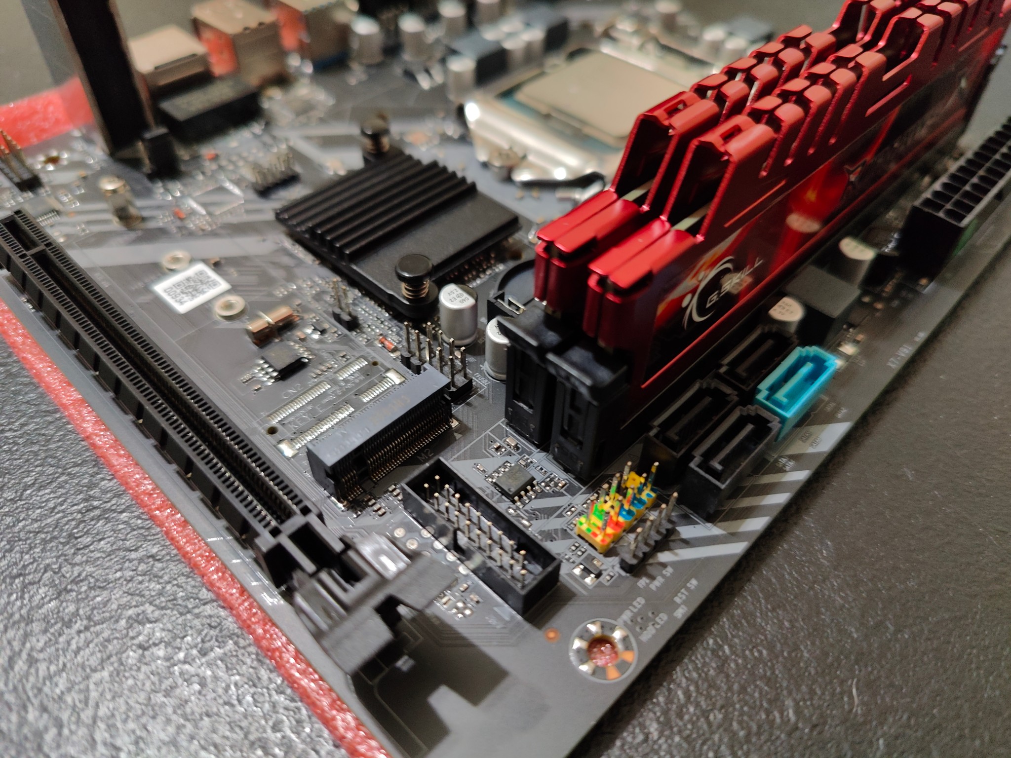 Open Air Linux Gaming Zsus B75 Intel Xeon E3-1270 4C 8T 16GB RAM Zotac Nvidia 730 2GB W/ PSU | Jawa