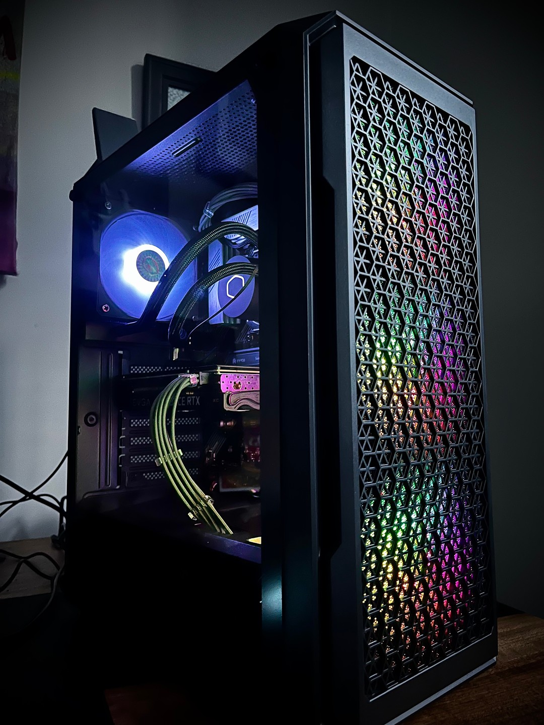 Mid - High End - EVGA 3060 XC- Ryzen 5600x - 1TB Nvme - 16gb DDR4 - AIO ...